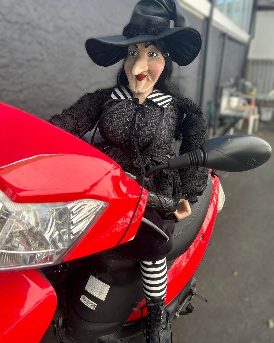 We Repair Puppets – W R I G H T W A Y STUDIOS & Auckland Doll's Hospital